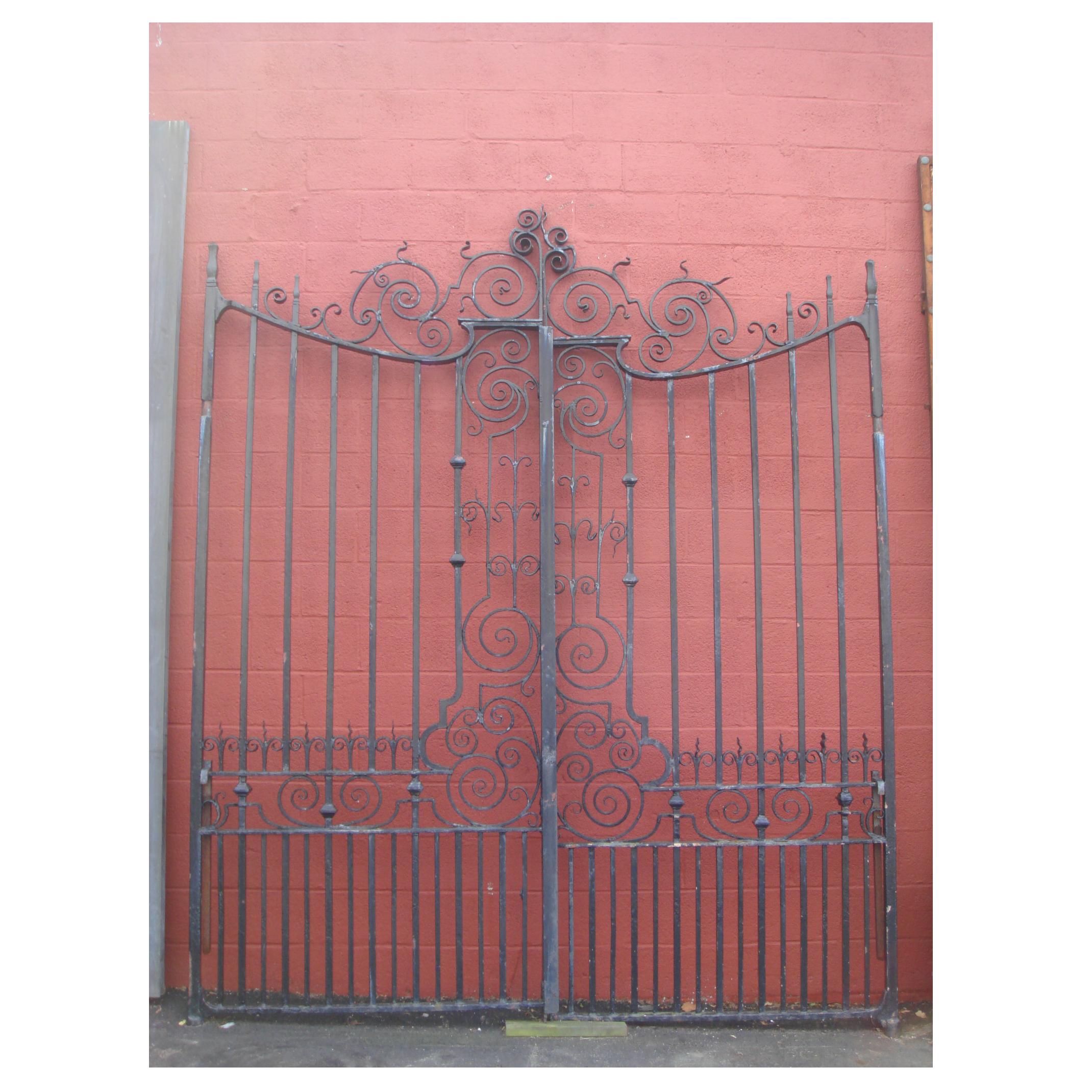 Large Garden Gates - Aardvark Antiques